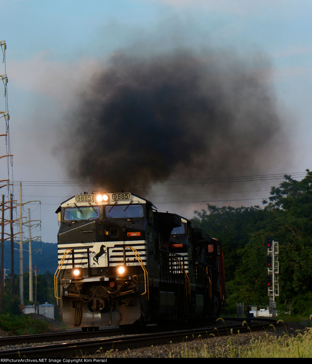 NS 9885 34A Smoking Like a U-Boat